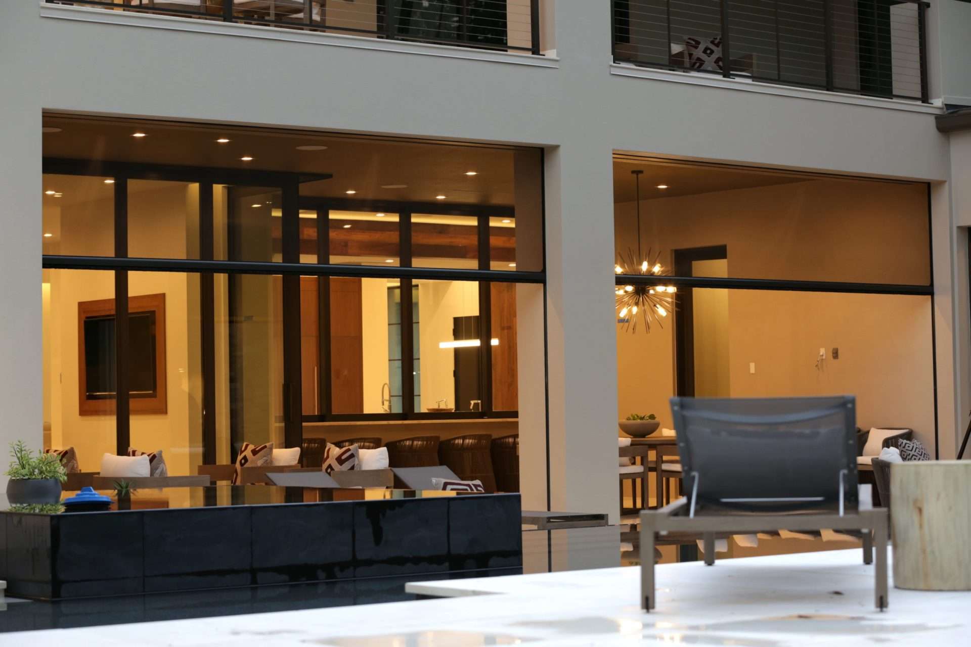 Wizard Motorized Retractable Screens – Control with Ease