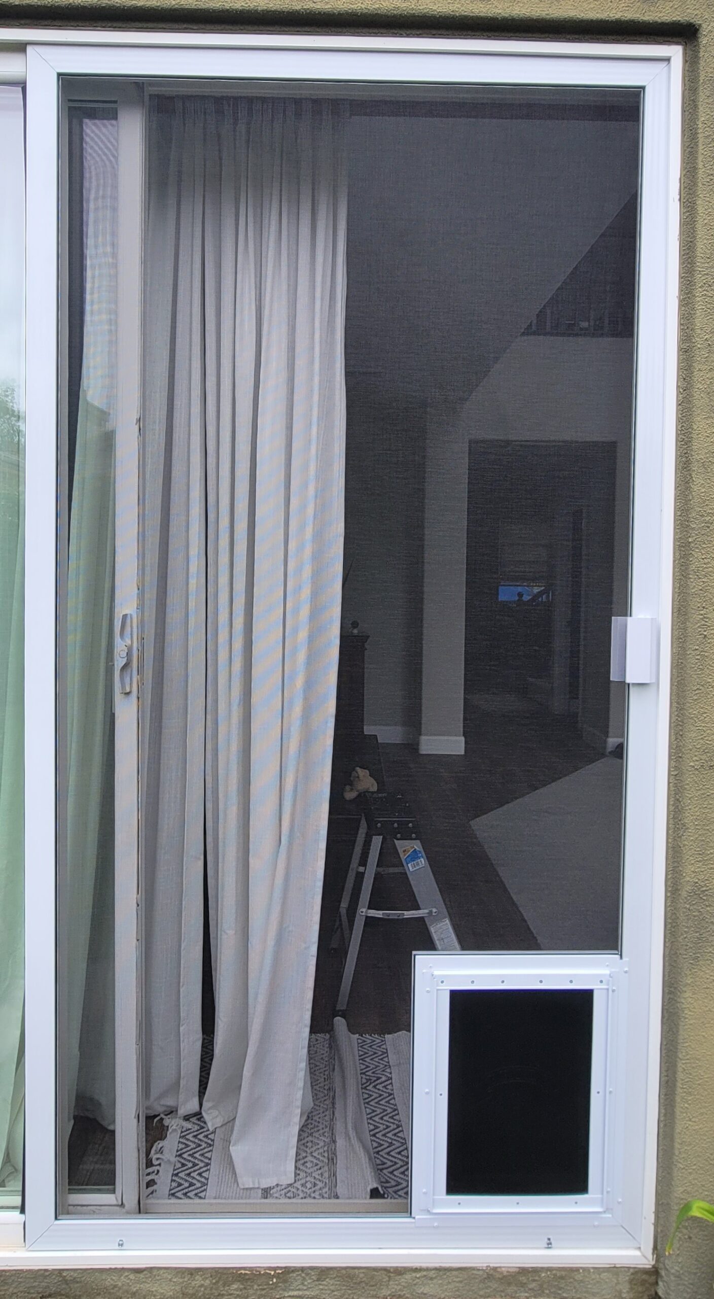 San Diego Pet Proof Screen Doors | Tough & Reliable